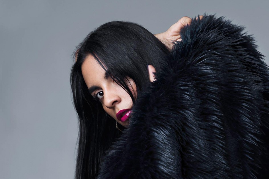 Girl Ultra presenta su nuevo sencillo "Llama" and we love it! - UMOMAG.com