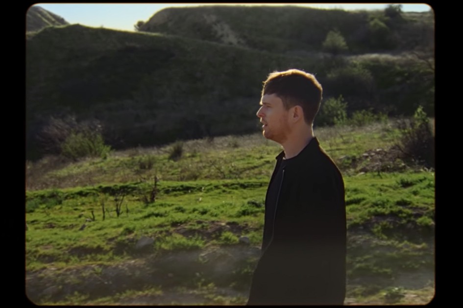 James Blake Ft. Rosalía - "Barefoot In The Park" - UMOMAG.com