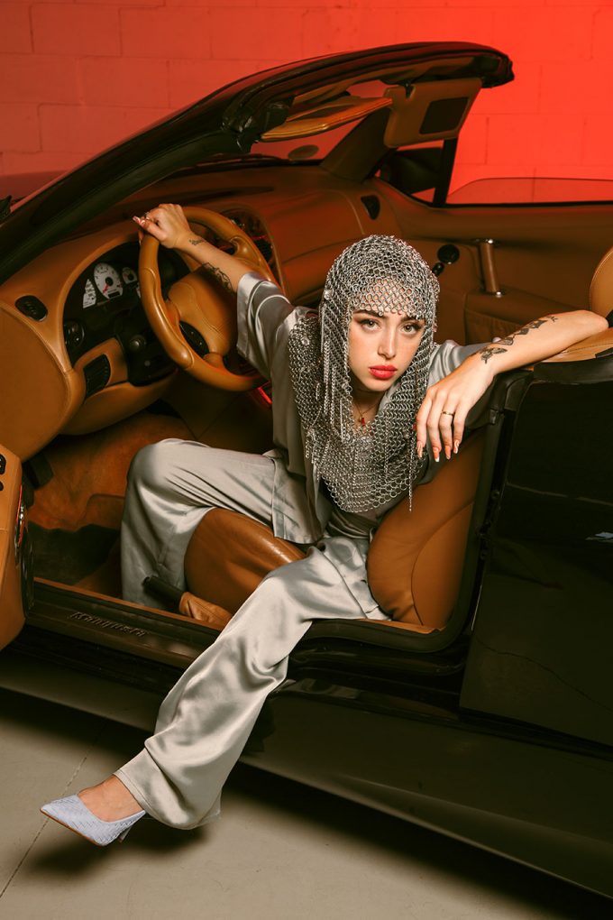 Cover Story: NICKI NICOLE, pisando fuerte - UMOMAG.com